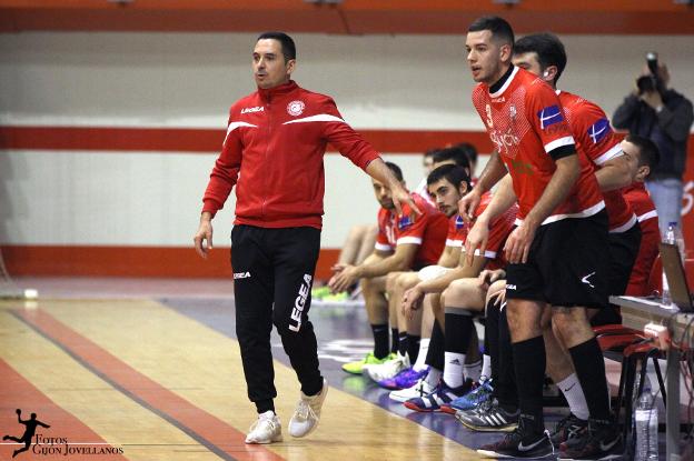 Las bajas condicionaron al DKV Gijón en Vigo | El Comercio