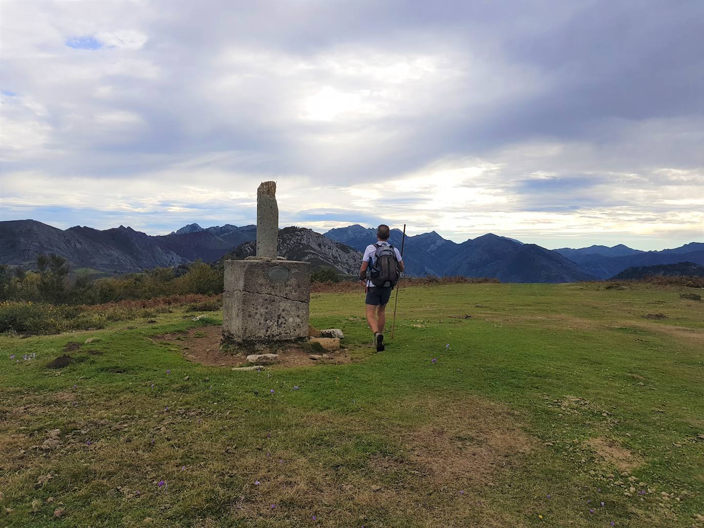 Ruta a los picos Busllar y Trapa desde Tanes | El Comercio