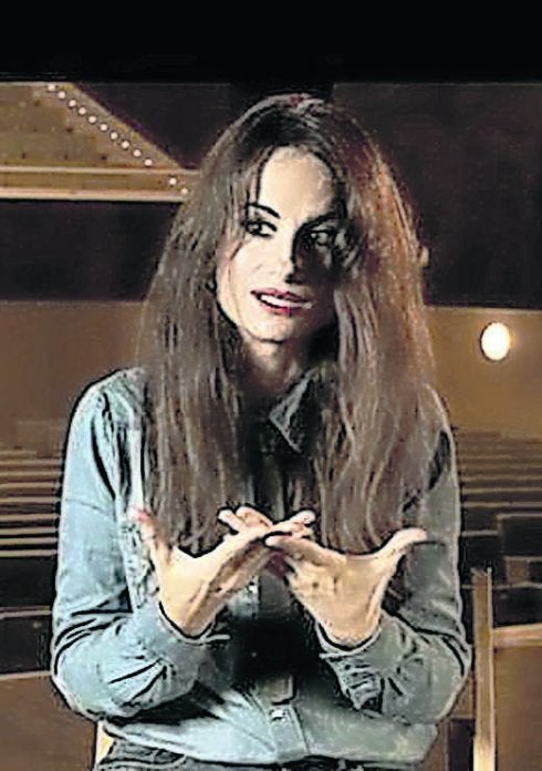 La escritora Sofía Castañón presenta en el Niemeyer su documental 'Se ...