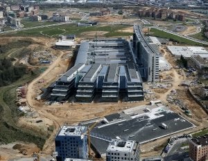 El HUCA cotiza más alto que su gemelo levantino | El Comercio